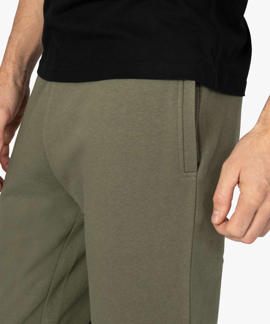 pantalon de jogging homme contenant du coton bio kaki standard ...