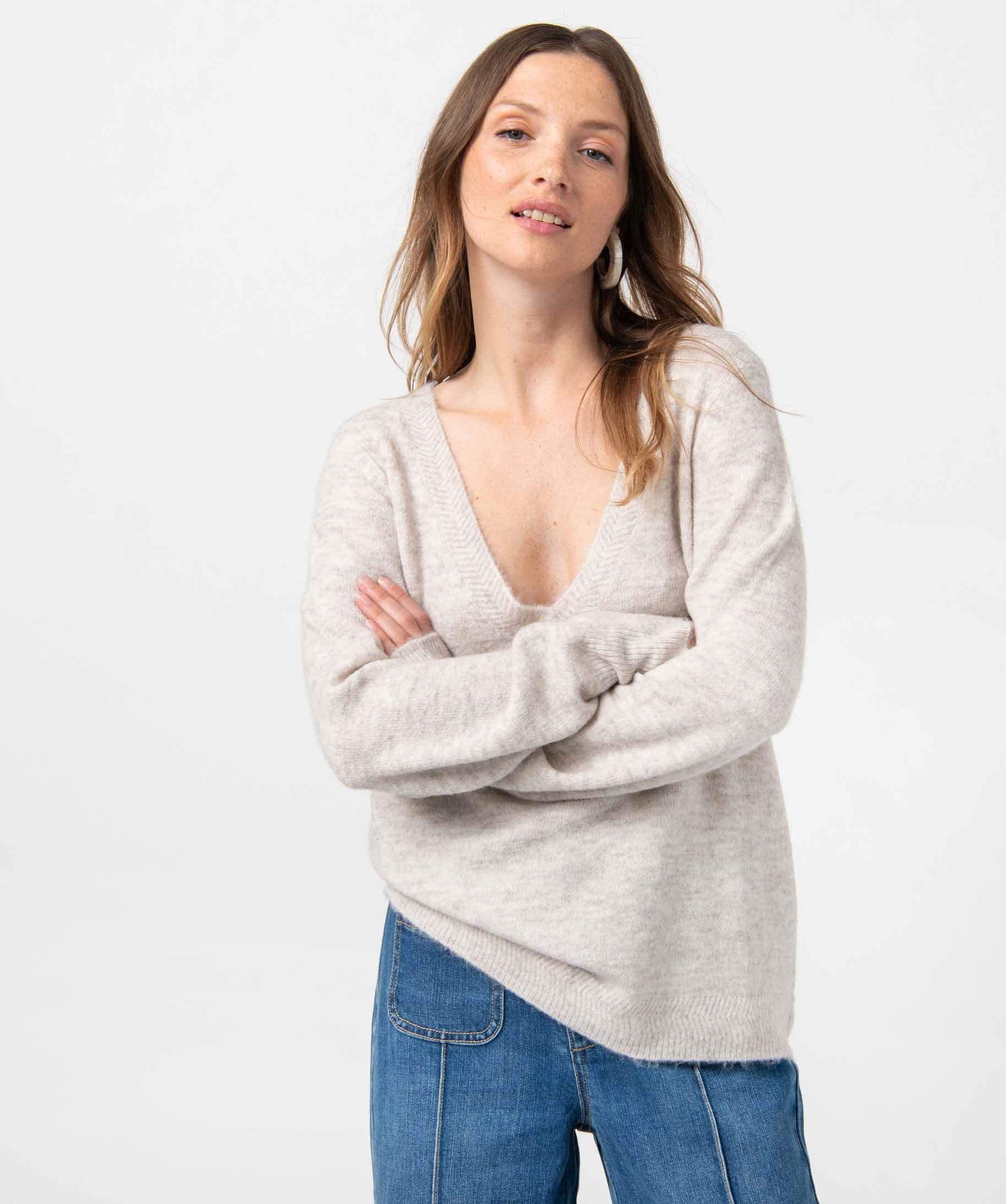 pull femme a grand col v fantaisie beige pulls femme | GÉMO